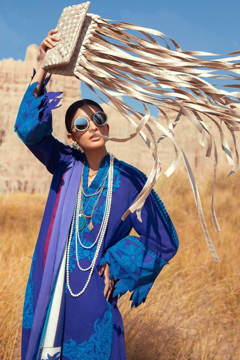 New 202 Sana Safinaz | Winter Shawl'20 3PC - Royal Blue – Begum Saab
